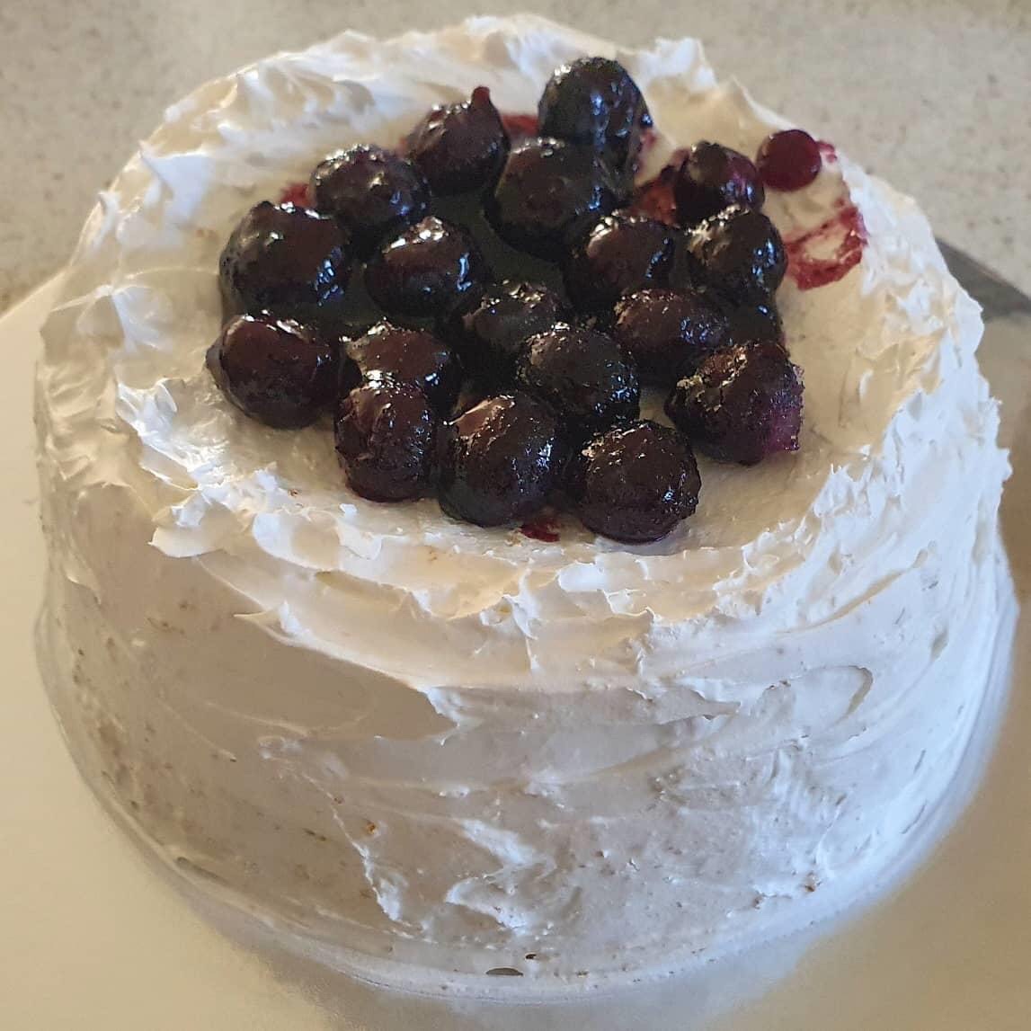 Blueberry Layered Sponge Cake – Esculent Dreams